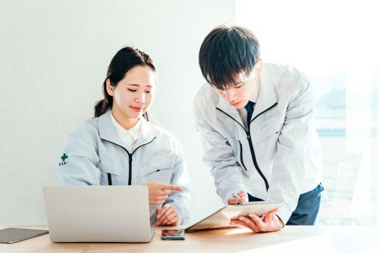 RFID導入で製造ラインを変える！製造業の効率化と活用事例